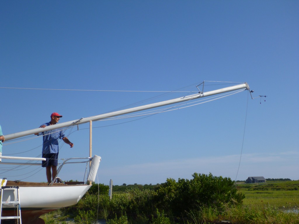 Raising The Mast | SEA SPRITE ASSOCIATION